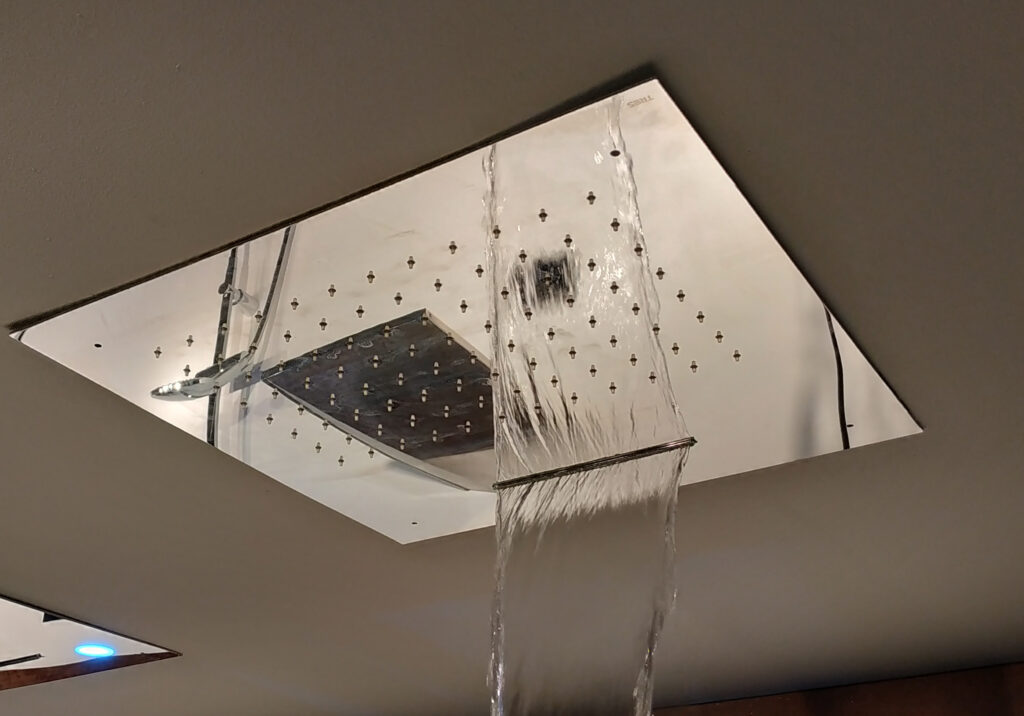 Sistem de dus ingropat Sense cu termostat,ploaie si cascada - Top Stil